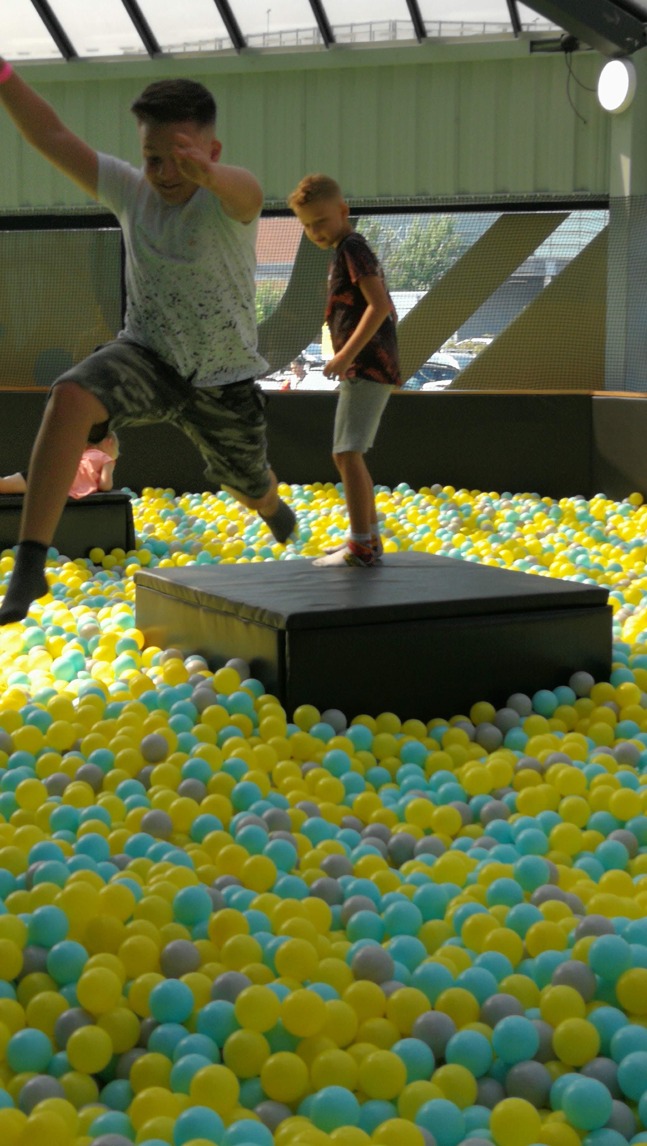Review – Jumpin Inflatable Fun (Derby) – The Spoonie Mummy