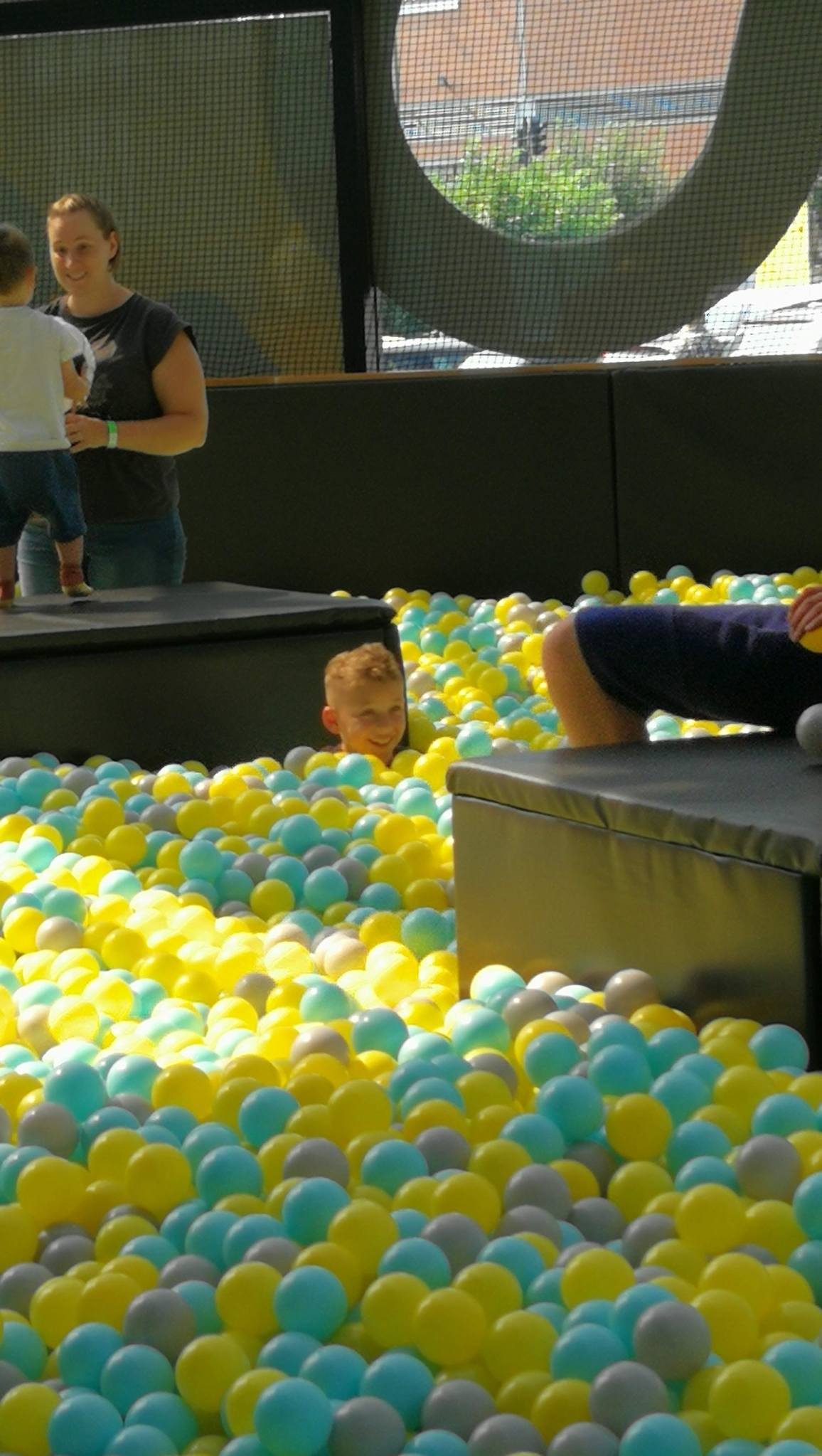 Review – Jumpin Inflatable Fun (Derby) – The Spoonie Mummy
